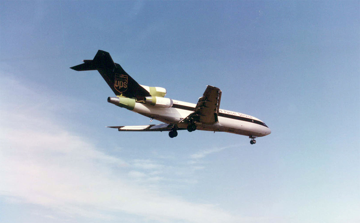 DHC B727 Rolls Royce Tay Re Engine - Dee Howard Company Innovations ...